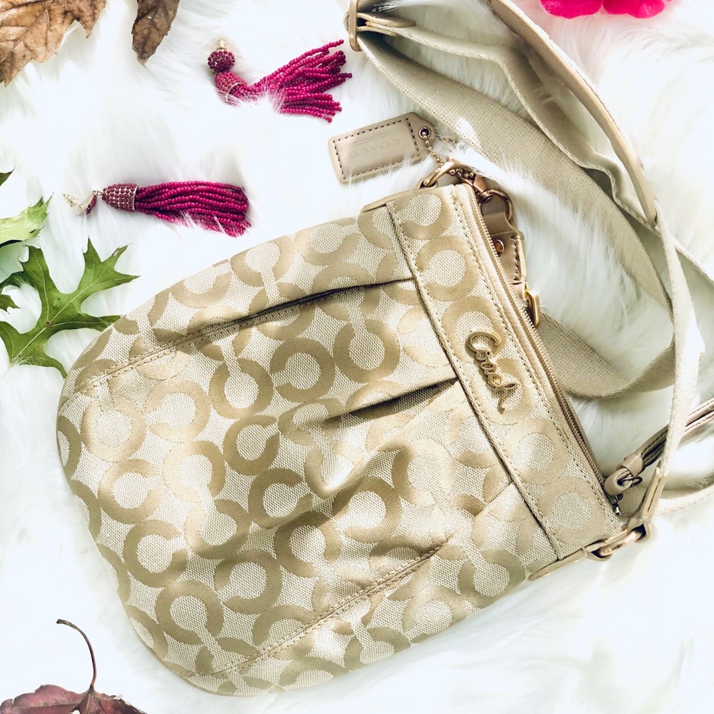 Coach Signature Swingpack Crossbody Bag - Gem